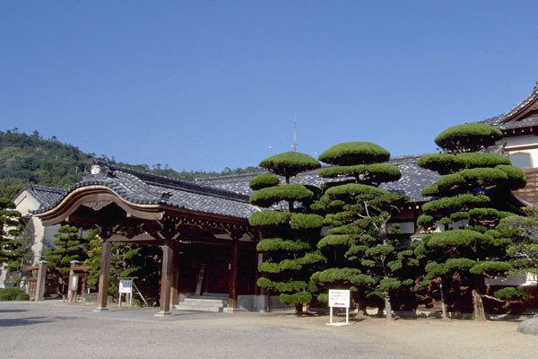 Mohri House/Mohri Museum Treasures - visit-hofu